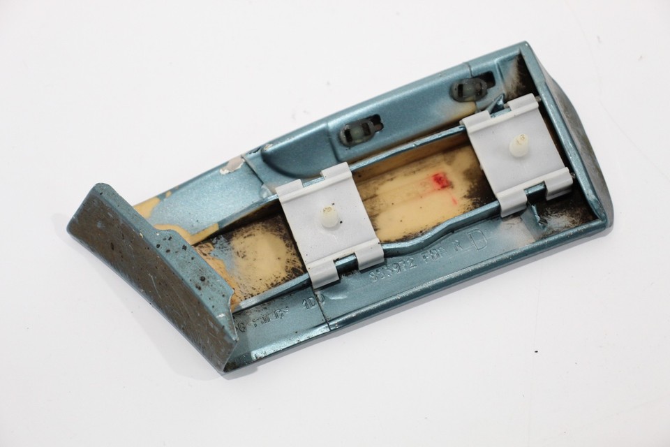 Audi A8 4D D2 FL Front OS Right Wing Trim Blue Green 4D0853972D | eBay ...