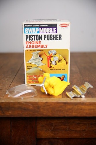 Vintage Remco Swap Mobile Piston Pusher Car Engine Assembly model kit ...