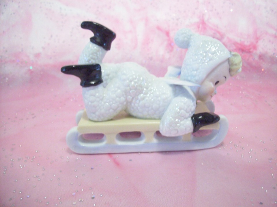 🎁i💗 Vtg Christmas Sledding Skiing Snow Baby Angel Japan Figurine | eBay