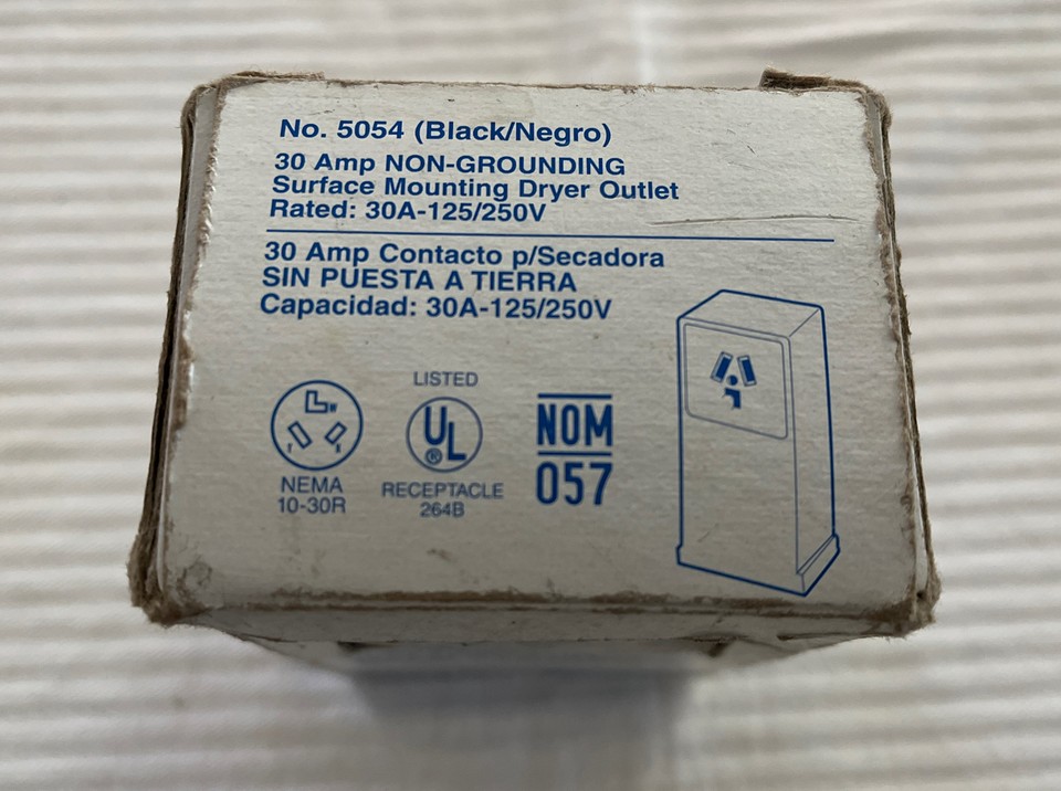 Leviton 30 Amp Surface Mounting Dryer Outlet Model# 5054 New | eBay