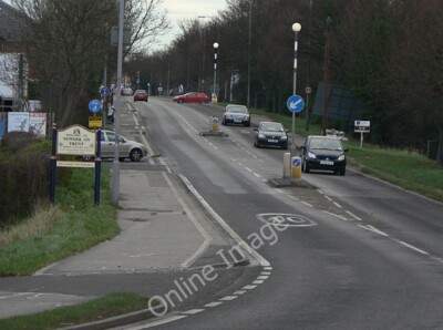 Photo 6x4 Farndon Road Newark-on-Trent The old Fosse Way entrance to ...
