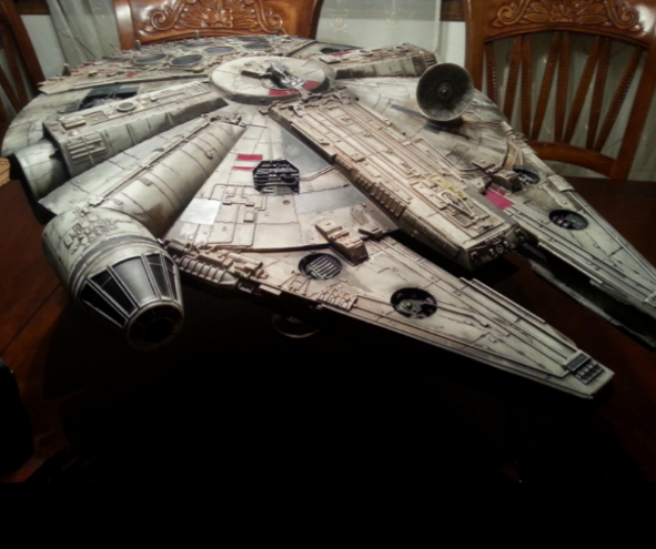 HUGE STAR WARS Millennium Falcon Legacy look Prop *Have the ship of ...