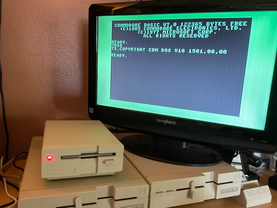 Commodore 1581 Drive Replica 3.5” for Commodore c64 c128 with JiffyDos ...