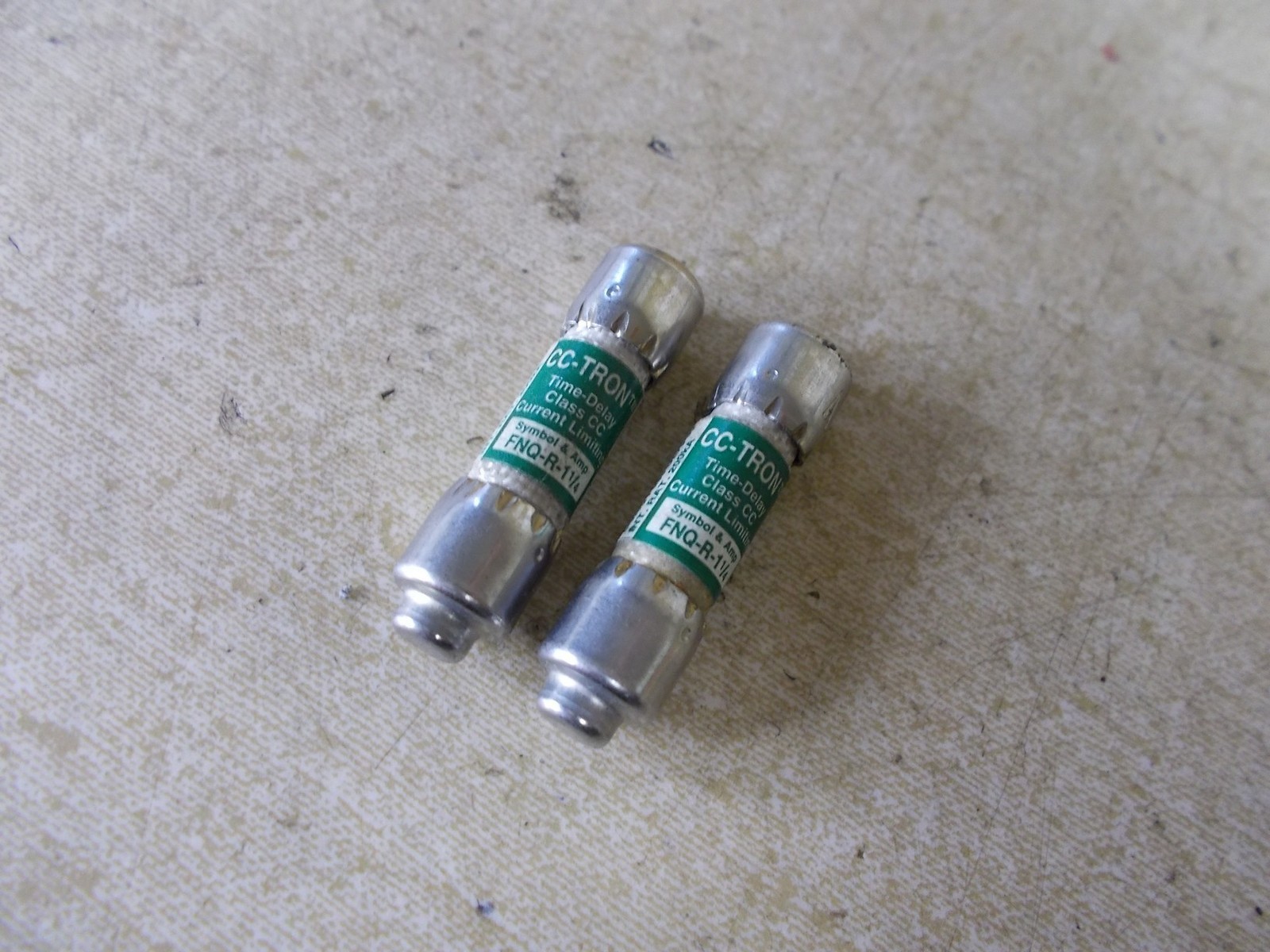 Lot of 2 CC-Tron FNQ-R-1-1/4 500V Fuses *FREE SHIPPING* | eBay