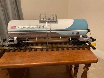 MTH RAILKING 1 GUAGE UNION PACIFIC GEORGE BUSH TANK CAR 1:32 G GAUGE | eBay