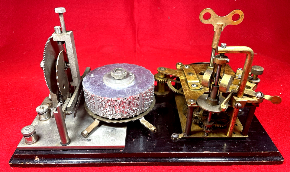 229 VINTAGE MORSE CODE OMNIGRAPH MODEL 2 TEACHING MACHINE FROM ARIZONA ...