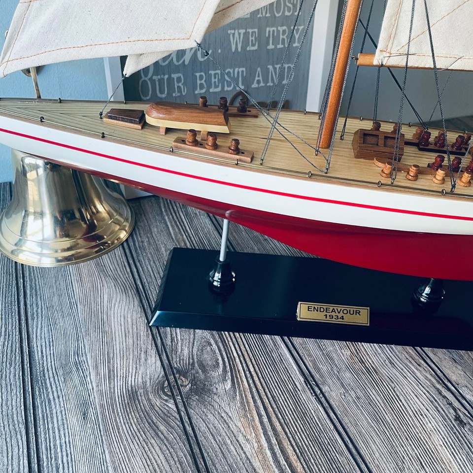 Handcrafted Wooden Racing Yacht Fully Assembled Sailboat Model Plank On ...