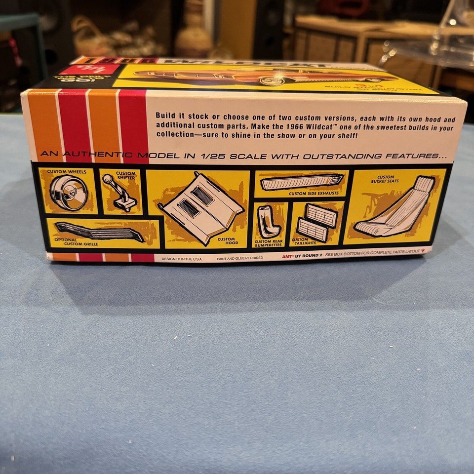 AMT 1/25 1966 Buick Wildcat AMT1175 Plastics Car Truck Model Kit New ...