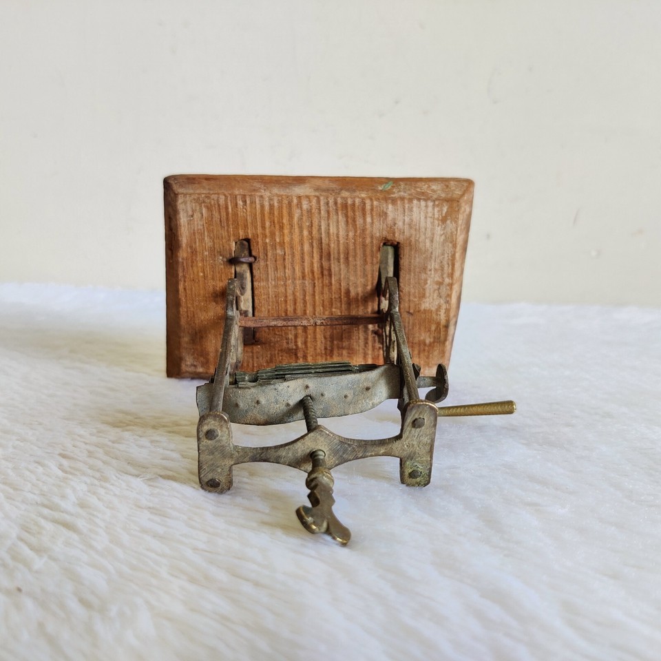 1930s Vintage Handcrafted Brass Goldsmith Tool Decorative Working M338 ...