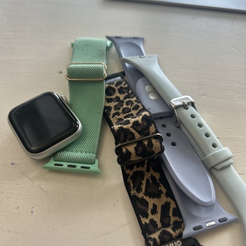 Apple Watch SE Passcode Locked For Parts | eBay