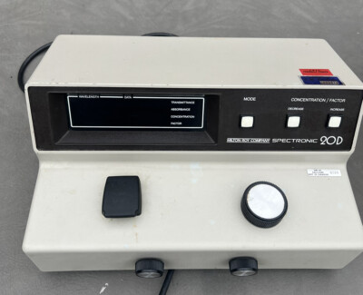 Analytical Instruments - Spectronic 20 Spectrophotometer