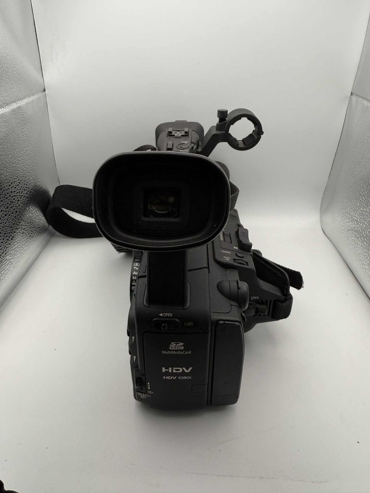 Canon XHA1 HD MiniDV Camcorder w/20x Zoom XH-A1 #026 | eBay