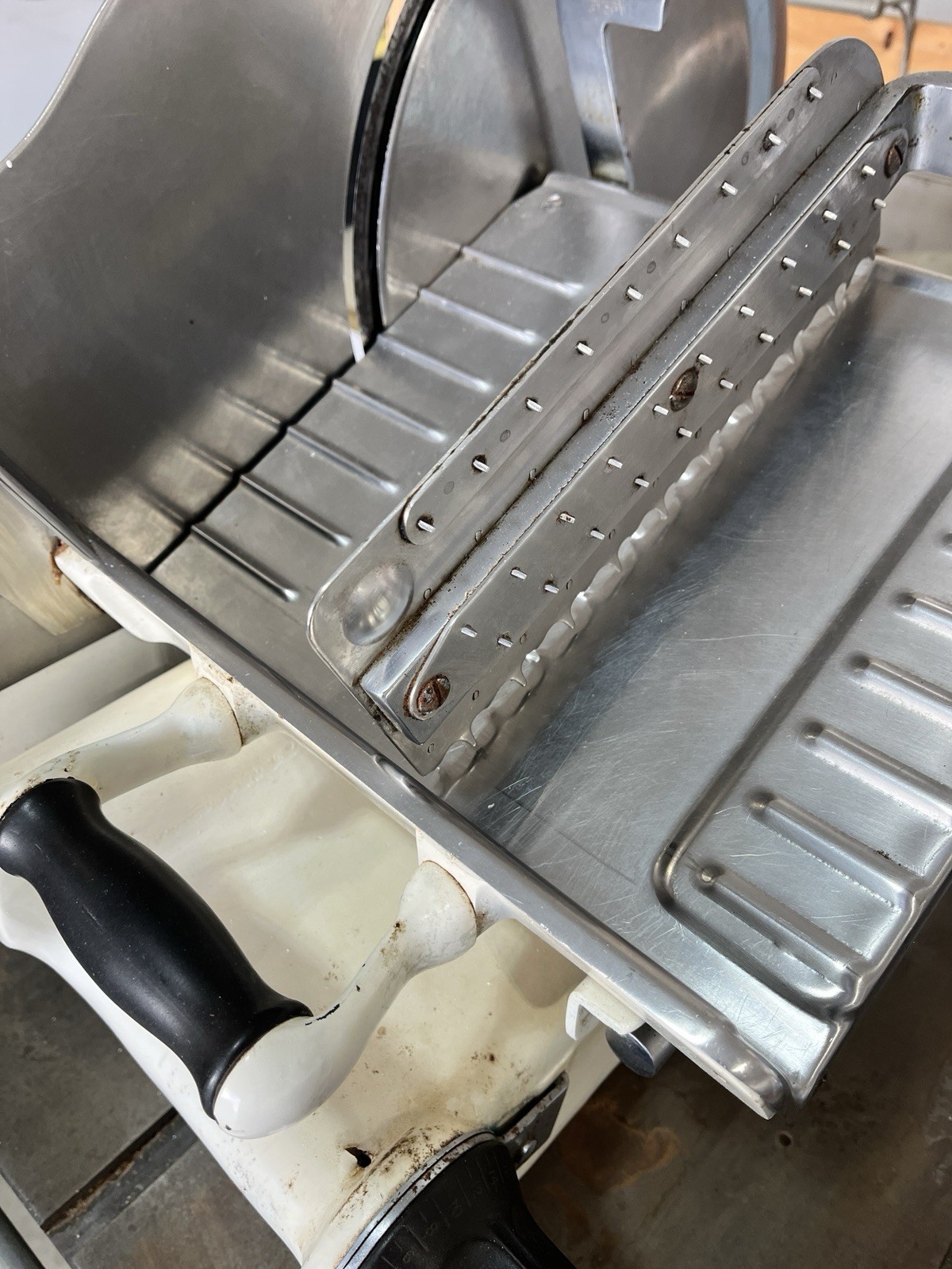 Rare commerical US adjustable slicing machine HC Berkel meat cheese ...