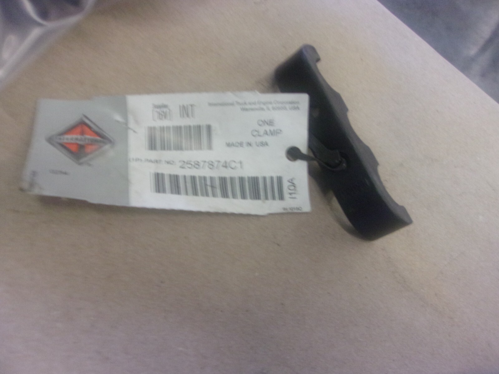 OEM International 2587874C1 Clamp 3 Hole Clamp Half | eBay