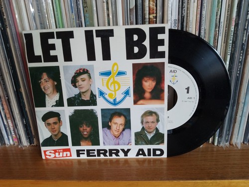 Var. Art. Ferry Aid - Let it be. Vinile 45 giri. 7" Originale CBS ...
