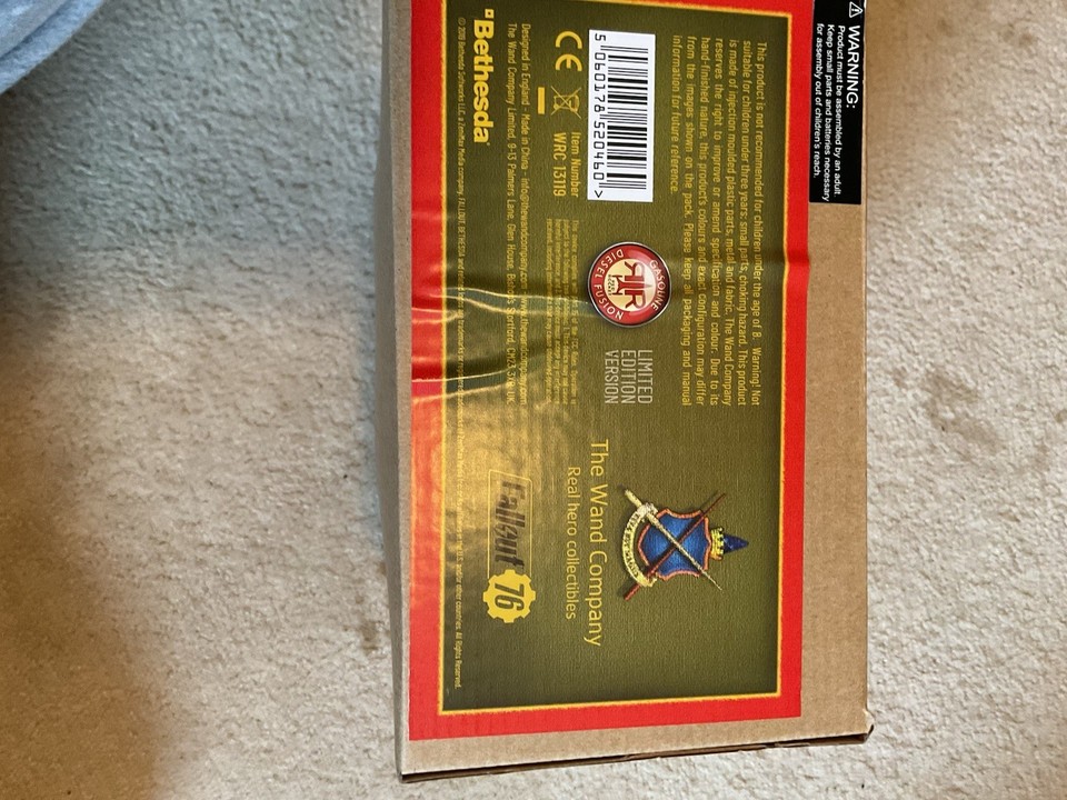 Bethesda Wand Co Fallout Pip Boy 2000 Mk VI Red Rocket Edition LIMITED ...