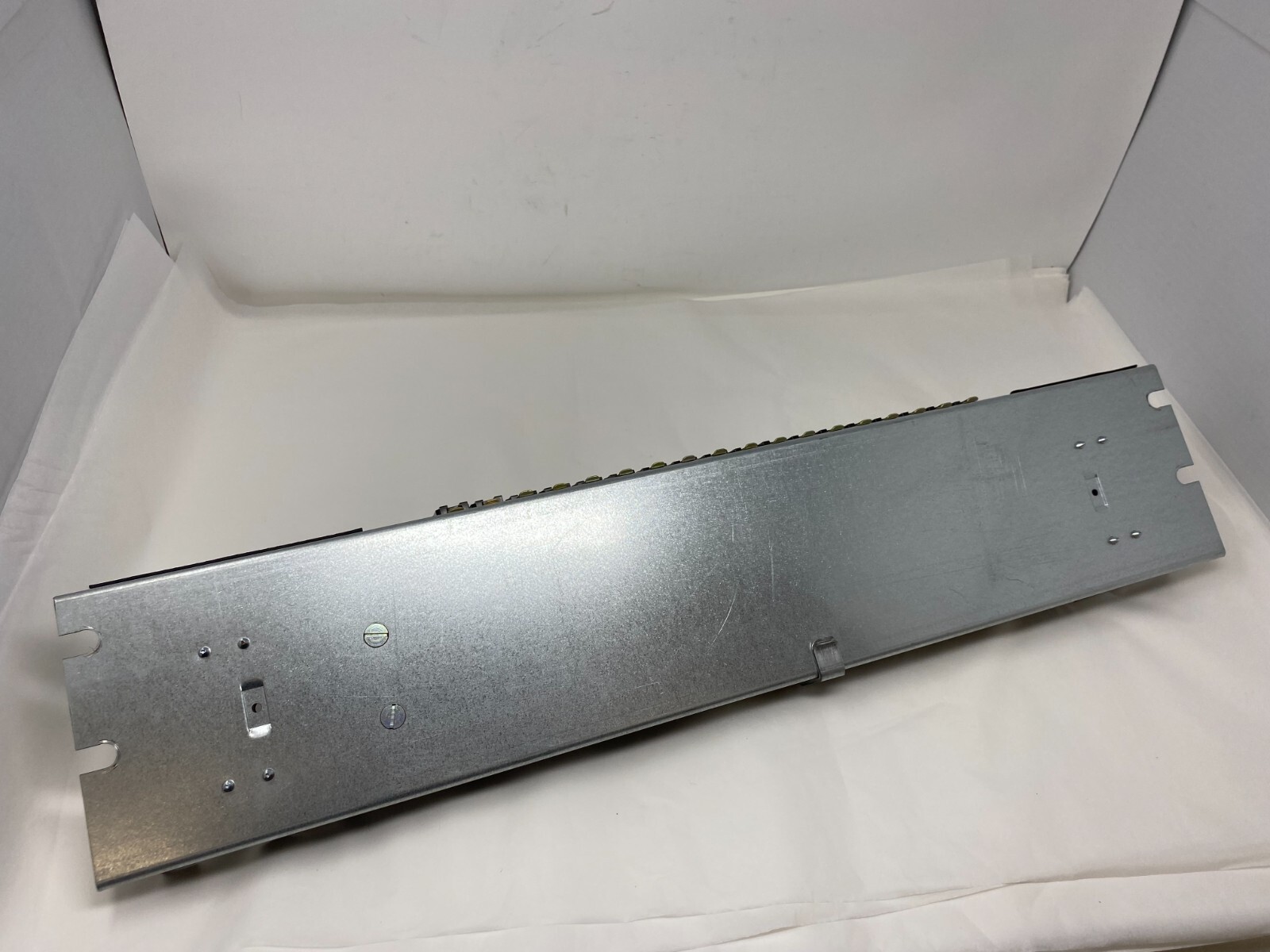 Square D NQM810M1CSB8 100A Panelboard Type QOB 10A Circuit Breakers 120 ...