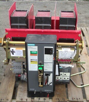 Circuit Breakers - 1600 Amp