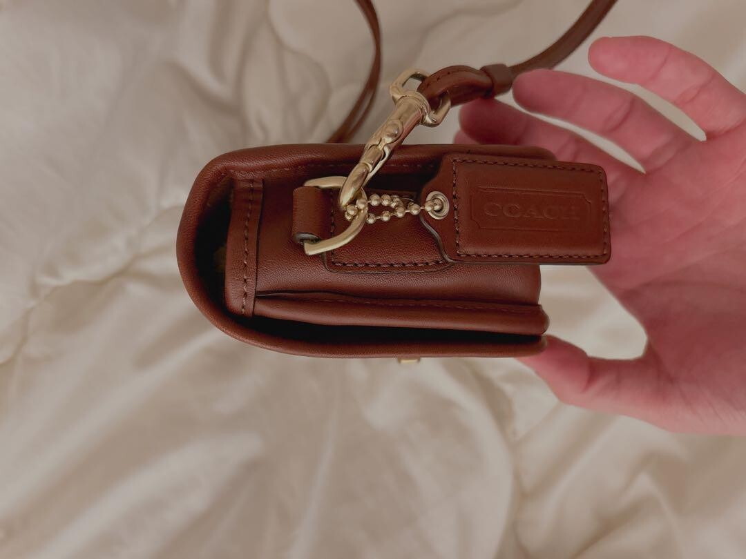 COACH Leather Shoulder Bag Crossbody Turn Lock Charm Logo COACH Leather Shoulder Bag Crossbody Turn Lock Charm Logo