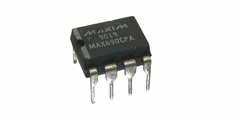 MAXIM MAX1232 MAX187 MAX233 MAX517 MAX531 MAX690 MAX691 MAX703 MAX813 ...