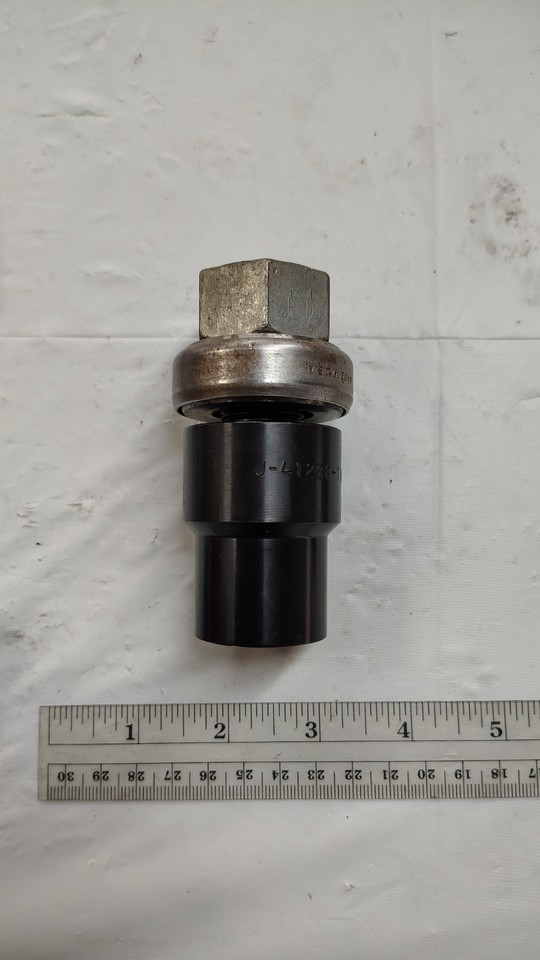 Kent-Moore J-41227 & J-41228 COMBO-Output Shaft Sleeve Remover & Inst ...