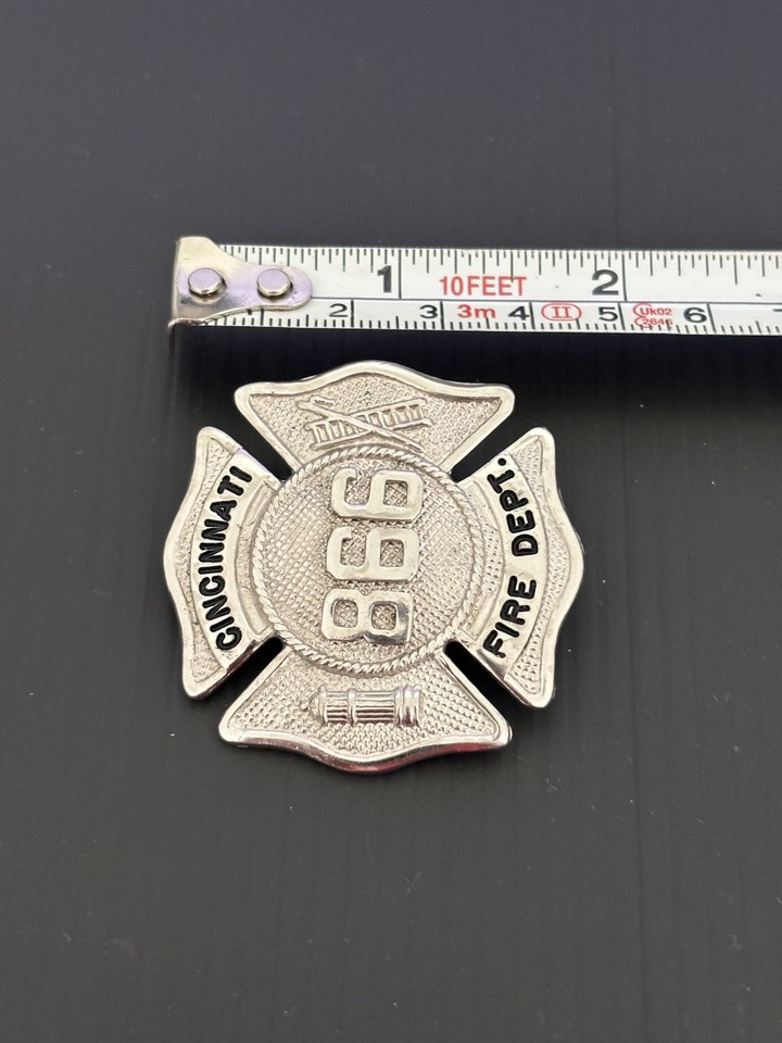 Obsolete Vintage Cincinnati Ohio 866 Fire Department Fireman's Badge | eBay