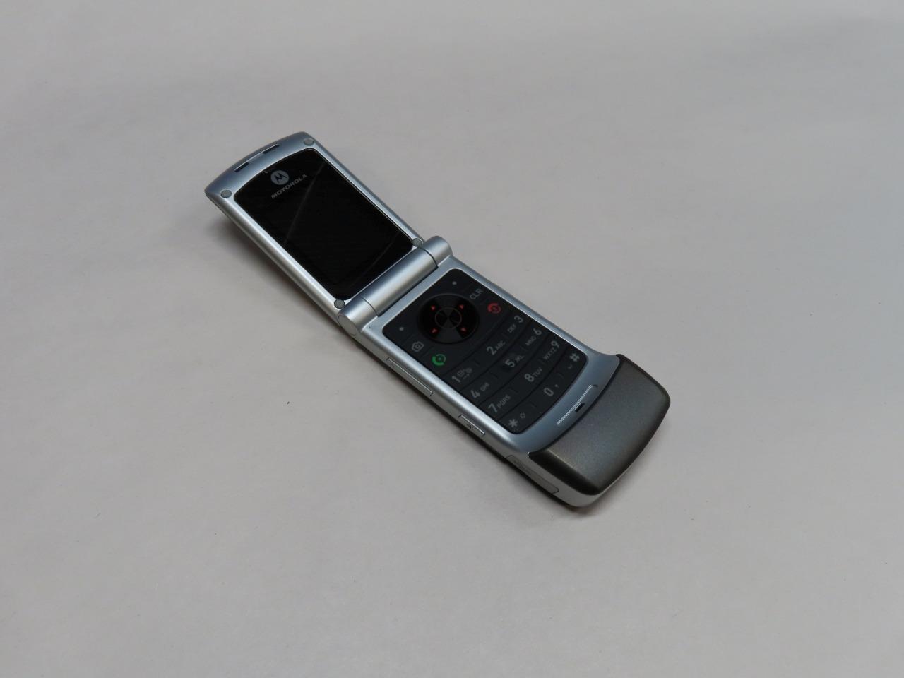 MOTOROLA W SERIES W385 (TELUS) FLIP CELL PHONE CELLULAR | eBay