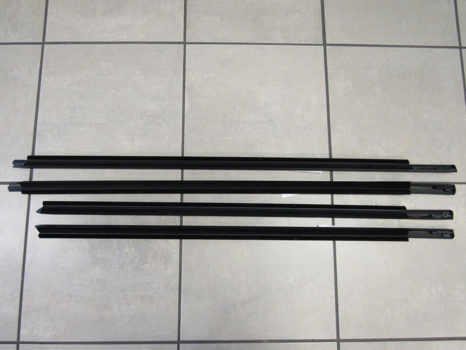 DODGE RAM 1500-5500 Mega & Crew Cab Outer Window Belt Molding Complete ...
