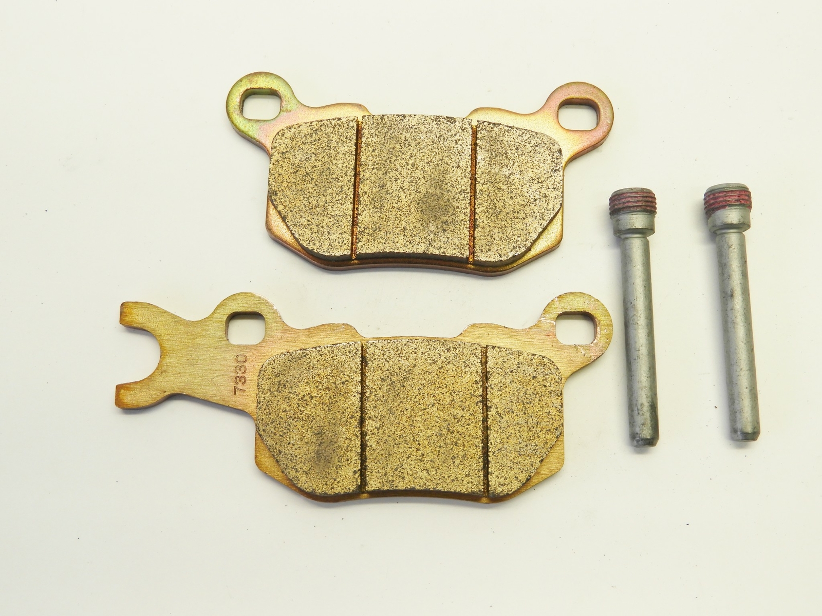 Can-Am Rear Right Metallic Break Pad Kit 715900382 Defender Hd8 Hd10 ...