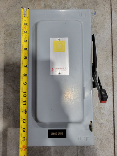 SQUARE D H362 60 AMP SAFETY DISCONNECT SWITCH 3 POLE FUSIBLE 600V AC/DC ...