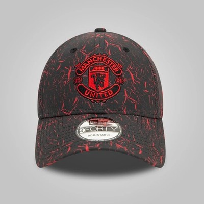 Manchester United FC Crinkle All Over Print Black 9FORTY Adjustable Hat ...