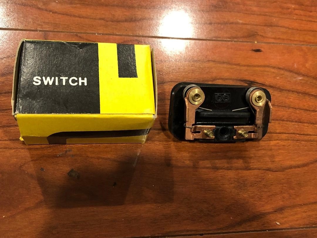 NOS 2 SPEED AXLE LIMIT CONTROL SWITCH FITS 1960 - 1968 GMC MEDIUM HEAVY ...