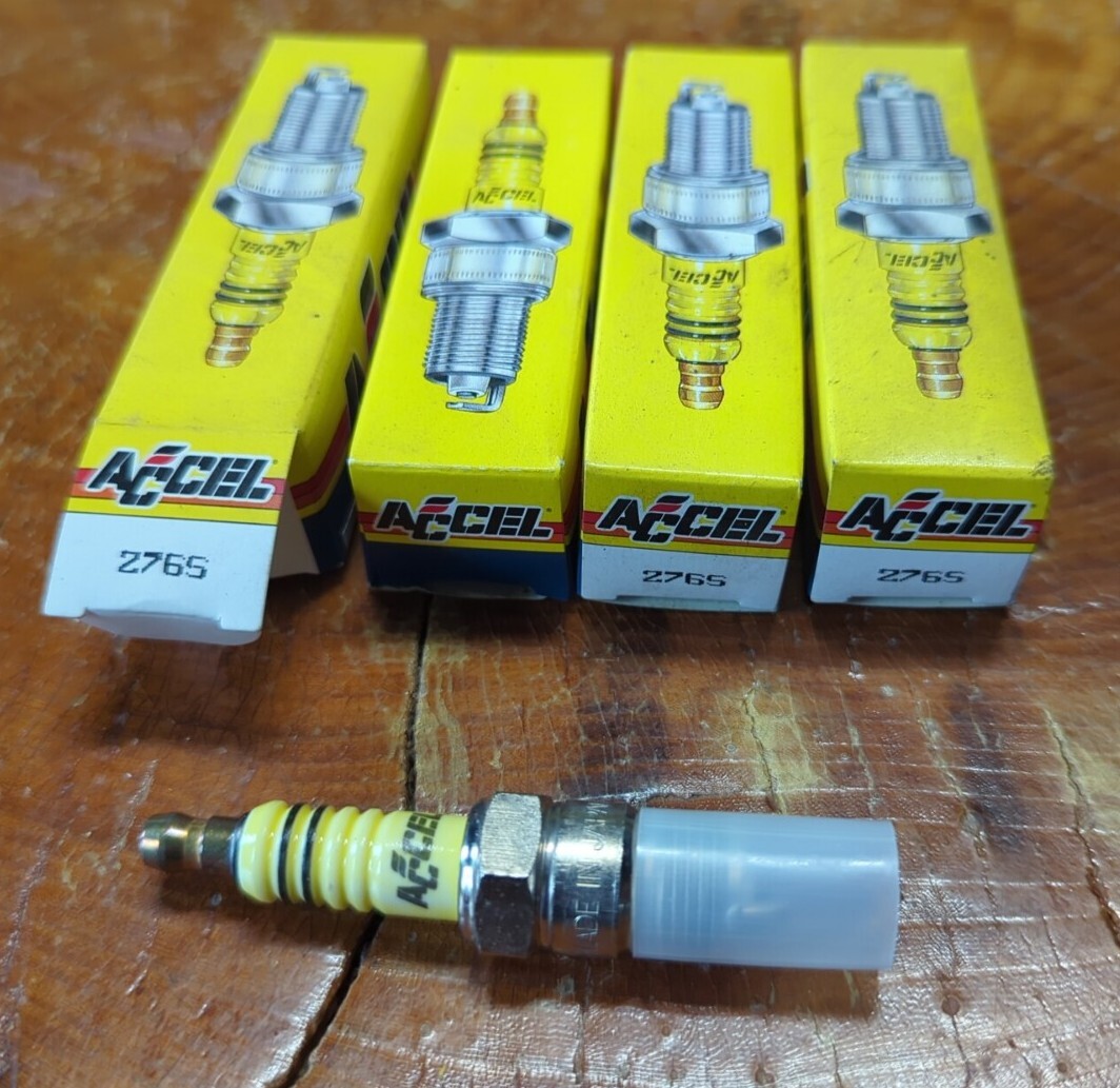NOS Set 4! Accel 276S High Performance Spark Plugs U-Groove 0276S-4 | eBay