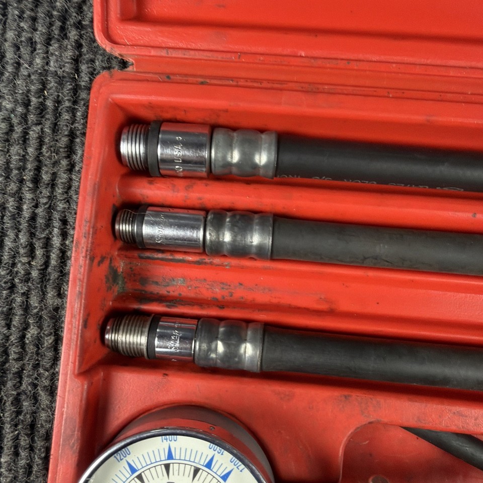 Snap-on Tools USA MT308KB Compression Tester Gauge & 3 Hose Set, Red ...