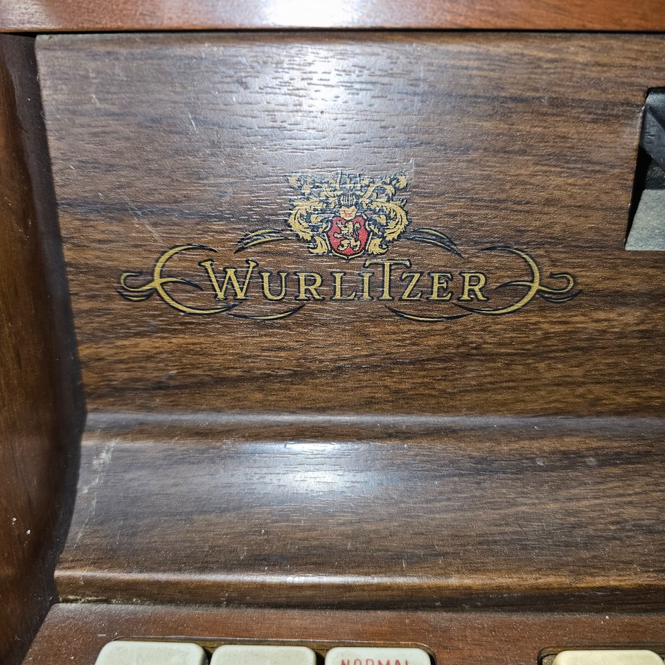 Vintage Wurlitzer Electric Organ w/ Bench | EUC | Works Great | Local ...