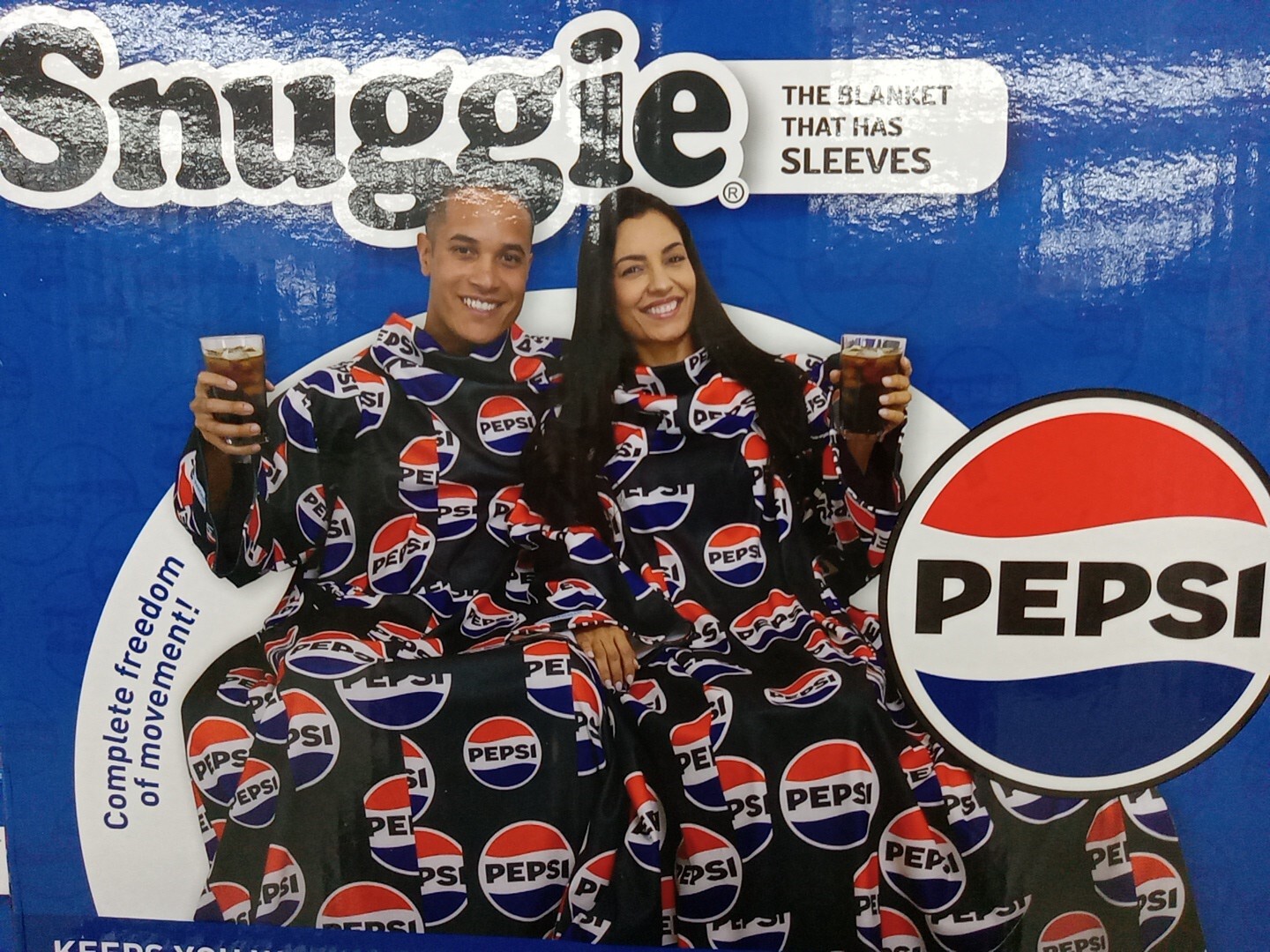 Snuggie Pepsi 71"X54" Blanket With Sleeves $37.49 Shipping Included ...