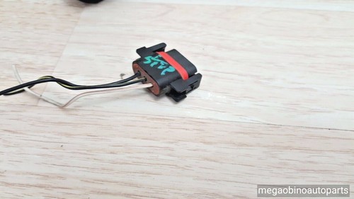 2001-2007 pt cruiser connector 4805206AA socket tail lamp STOP BRAKE ...