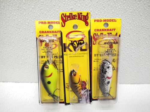 LOT OF 3 STRIKE KING FISHING LURES (1) DIVES 2-4ft & (2) DIVE 12ft NEW ...
