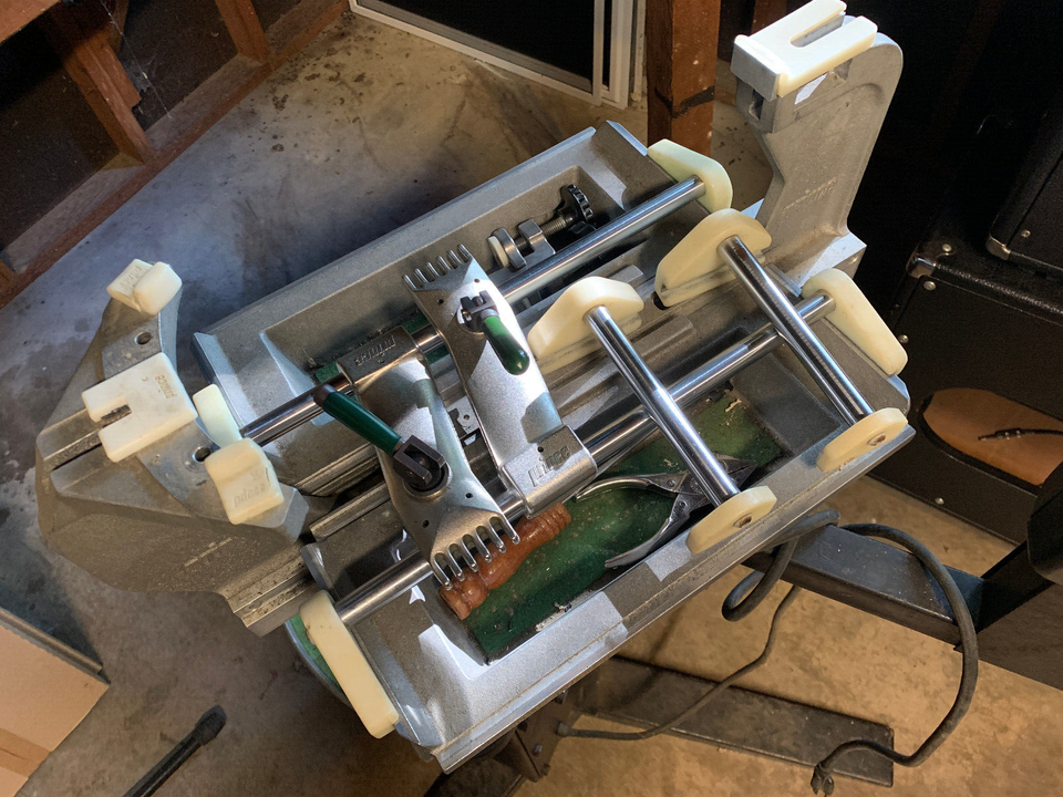 Prince P-200 Electric Tennis Racquet Stringing Machine Working ...