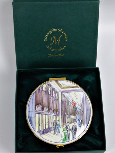 Mary McLaughlin "Una Terata all' Opera" Enamel Porcelain Trinket Box | eBay