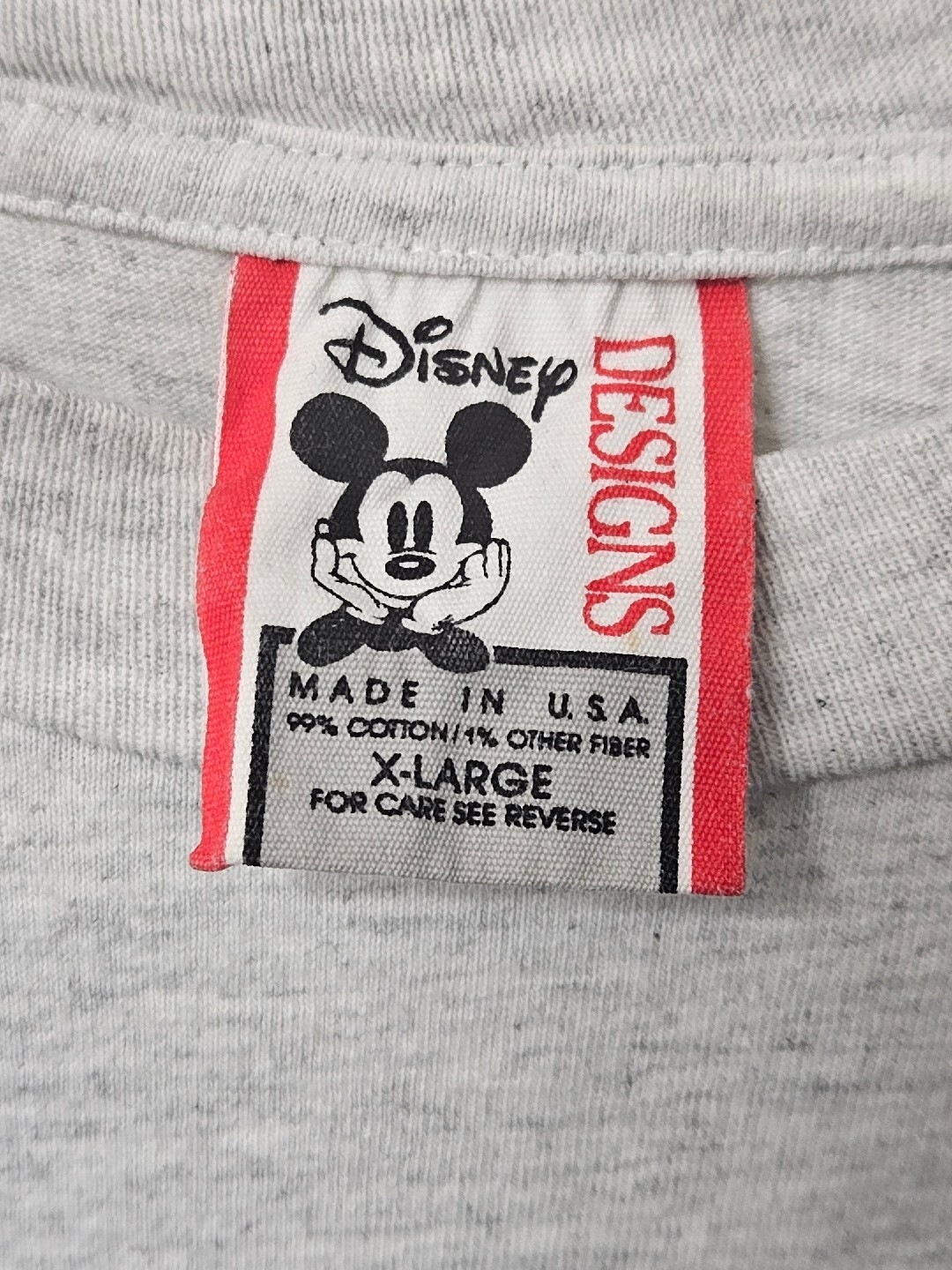 Vintage Disney Designs CLASSIC MICKEY MOUSE GRAPHIC T… - Gem
