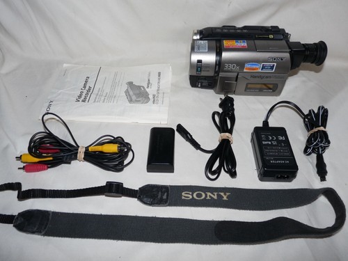 Sony CCD-TRV36 HI8 8mm Video8 camera Camcorder VCR Player Video ...