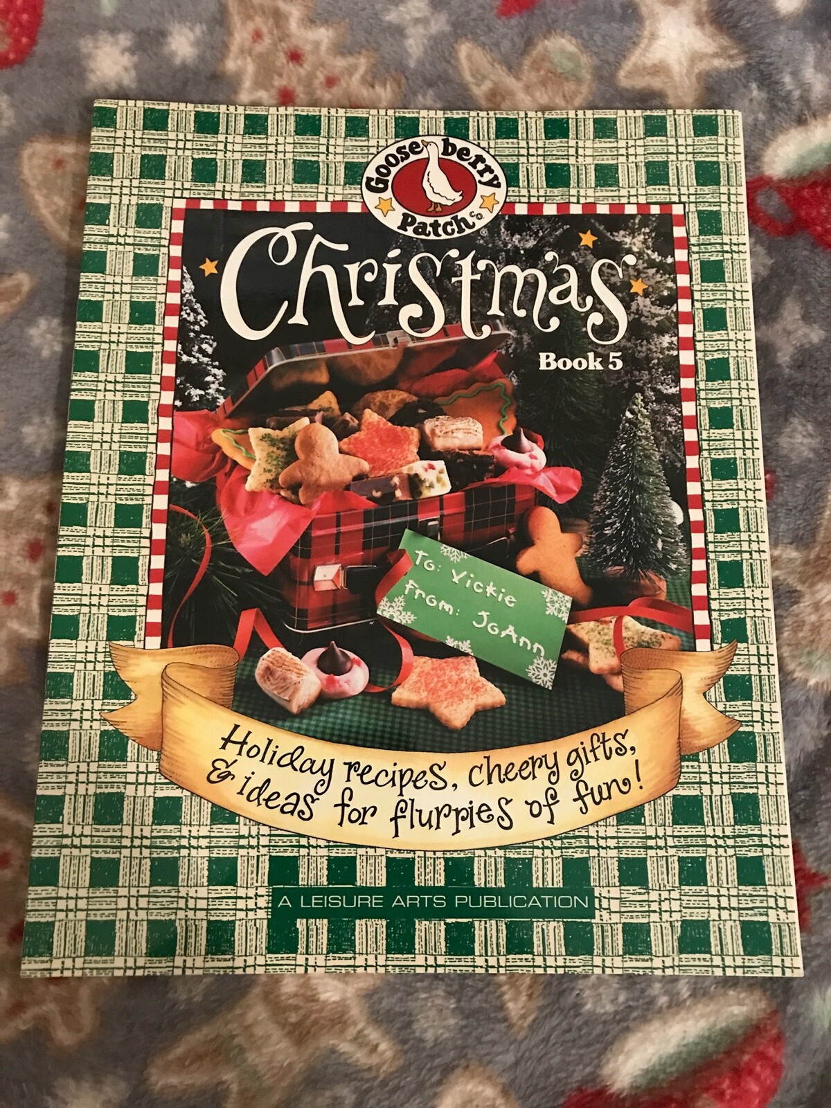 Gooseberry Patch Christmas Books - assorted titles - soft covers | eBay