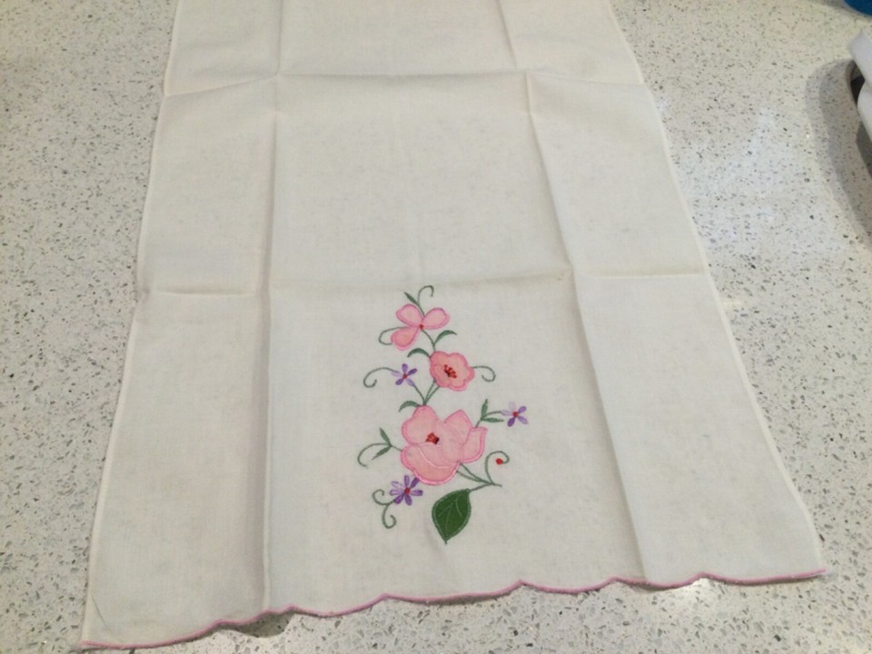 Vintage Guest hand towel Applique/Emb Flowers 27x17” | eBay