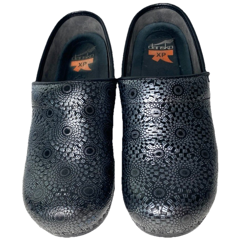 Dansko Pro XP Womens Clogs Black Medallion Embossed Leather 37 EU 7-7.5 ...
