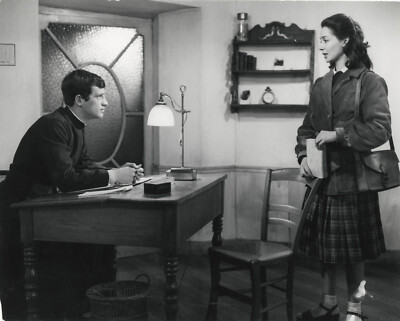 Photo originale Jean-Paul Belmondo Emmanuelle Riva Léon Morin, prêtre ...