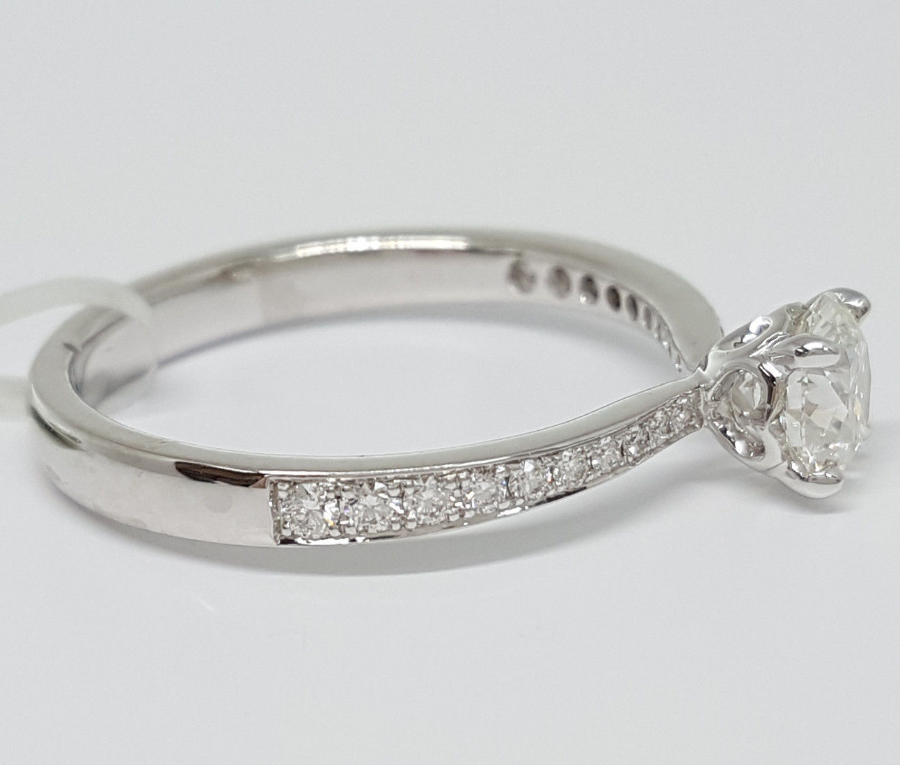 HOF Hearts on Fire Round Cut Diamond Engagement Ring 0.72 ct 18K White ...