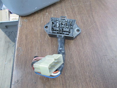 Triumph Incomp Fuse Box 90-92 Daytona 91-95 Trophy 95-98 Trident ...