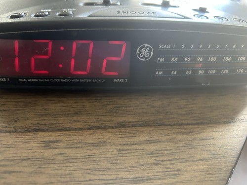 GE Digital Alarm Clock Radio Red LED Display General Electric Black 7 ...