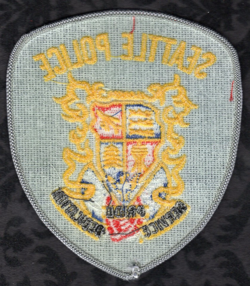 👀🤔👍 Seattle Washington Police Shoulder Patch Silver/Grey | eBay